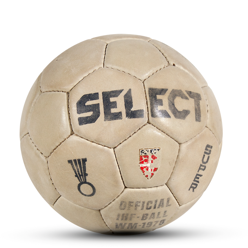 Everything For Your Club - Your ball specialist