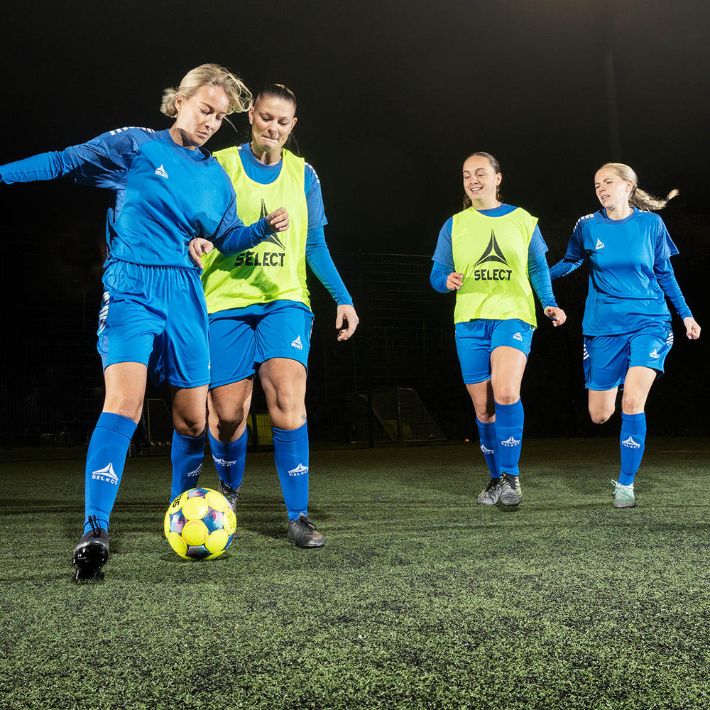 Football size - Find our useful chart of different sizes here